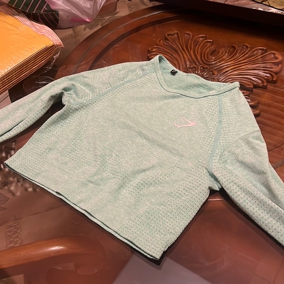 Gymshark | Tops | Gymshark Long Sleeve Crop Top Gym Pump Cover Size S ...